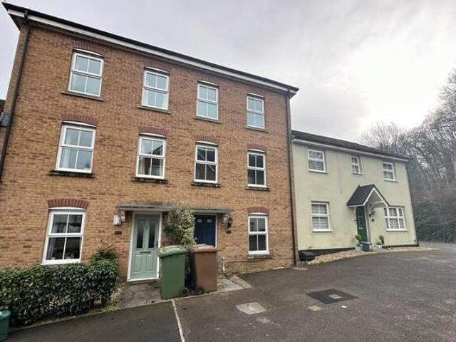4 Bedroom Town House For Rent In Penallta