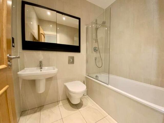 4 bedroom town house for rent in Pond Garth, York, YO1