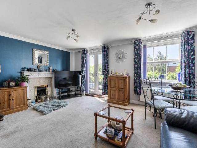 4 bedroom townhouse for sale