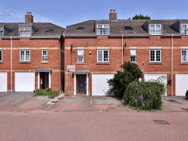 4 bedroom townhouse for sale