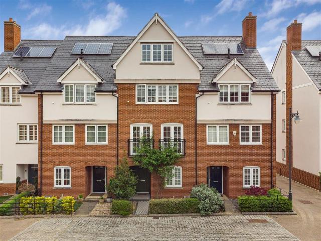 4 bedroom townhouse for sale