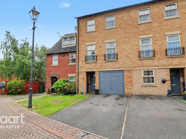 4 bedroom townhouse for sale