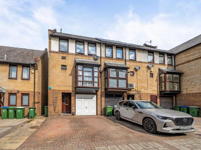 4 bedroom townhouse for sale