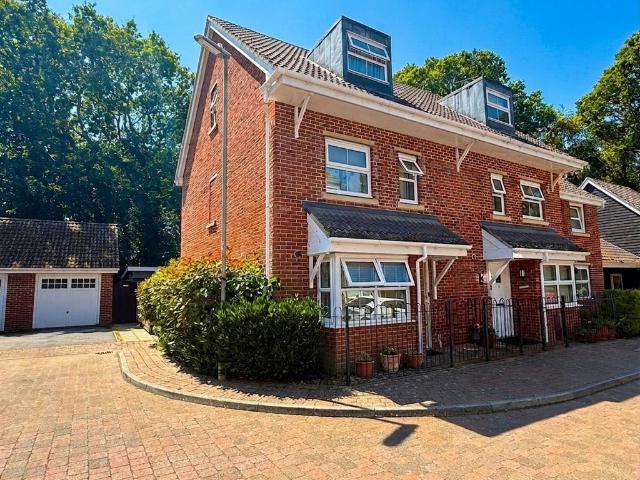 4 bedroom townhouse for sale