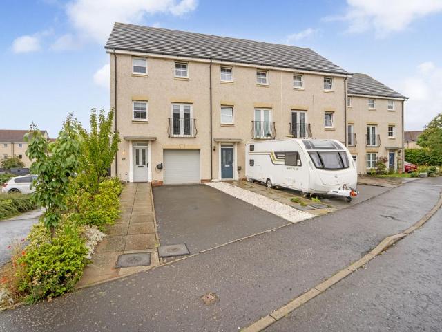 4 bedroom townhouse for sale