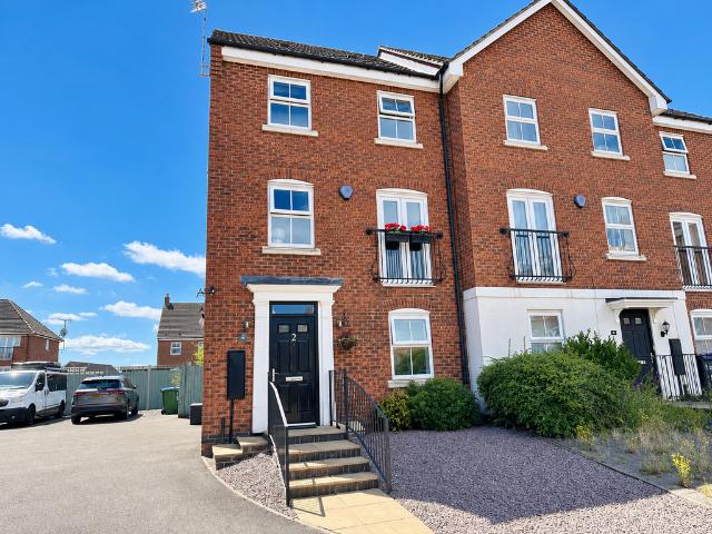 4 bedroom townhouse for sale