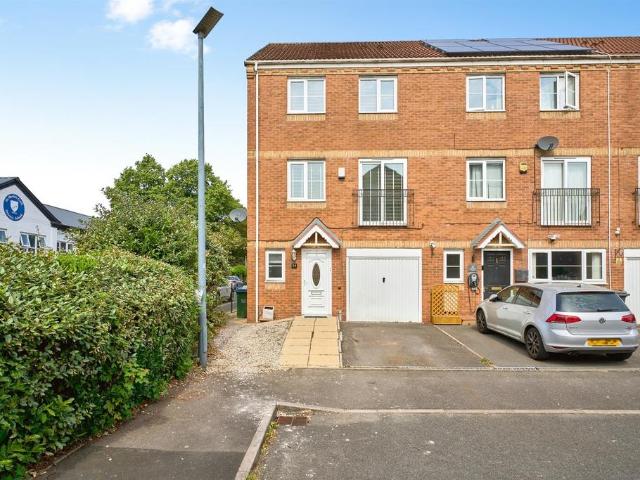 4 bedroom townhouse for sale