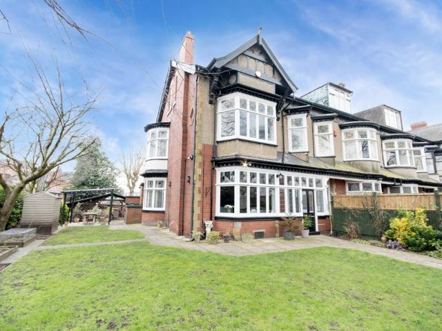 4 bedroom townhouse for sale