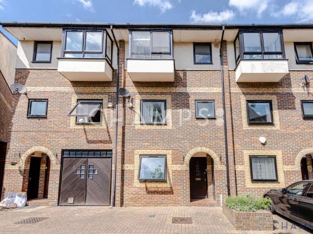 4 bedroom townhouse for sale