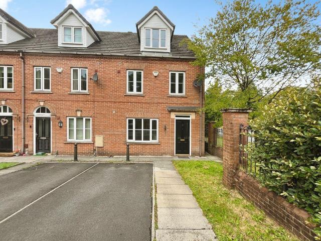4 bedroom townhouse for sale