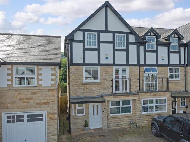 4 bedroom townhouse for sale