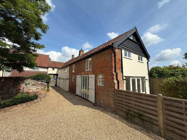 4 bedroom townhouse for sale
