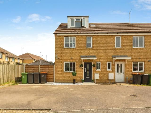 4 bedroom townhouse for sale
