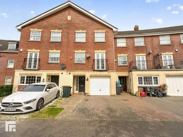 4 bedroom townhouse for sale