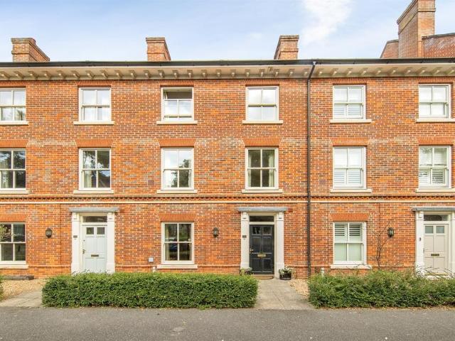 4 bedroom townhouse for sale
