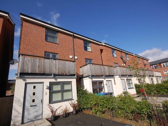 4 bedroom townhouse for sale