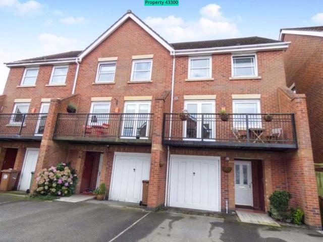 4 bedroom townhouse for sale