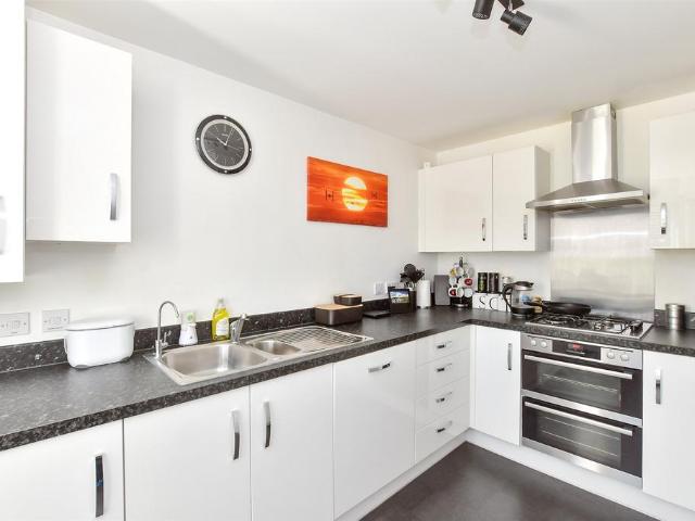 4 bedroom townhouse for sale