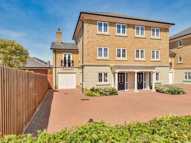 4 bedroom townhouse for sale