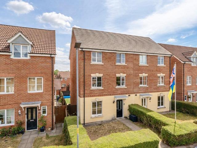 4 bedroom townhouse for sale
