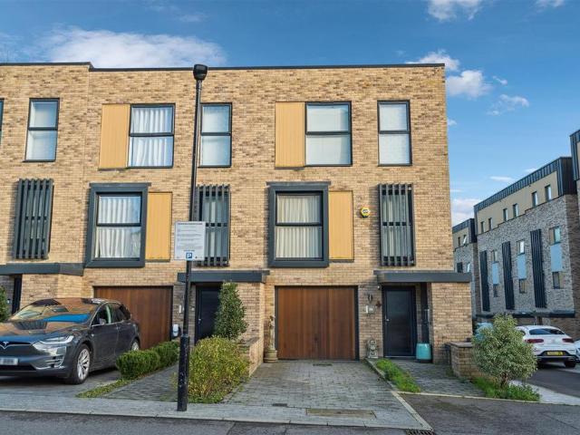 4 bedroom townhouse for sale