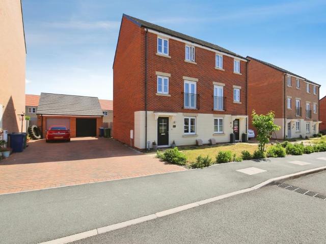 4 bedroom townhouse for sale