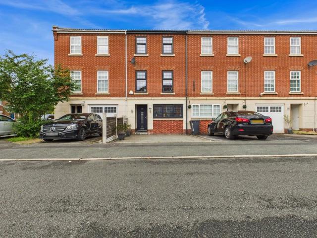 4 bedroom townhouse for sale