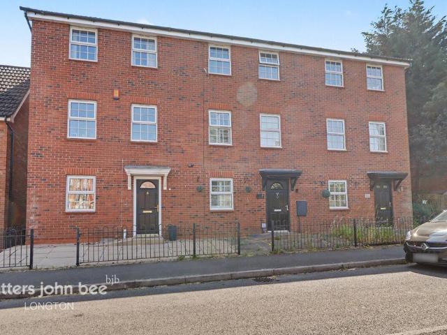 4 bedroom townhouse for sale