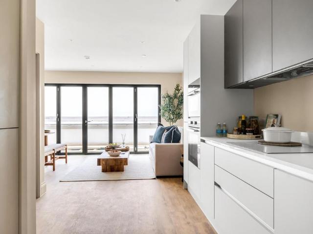 4 bedroom townhouse for sale
