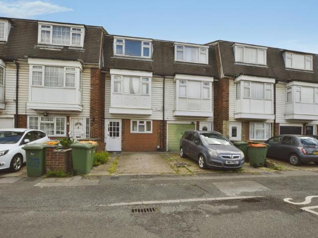 4 bedroom townhouse for sale