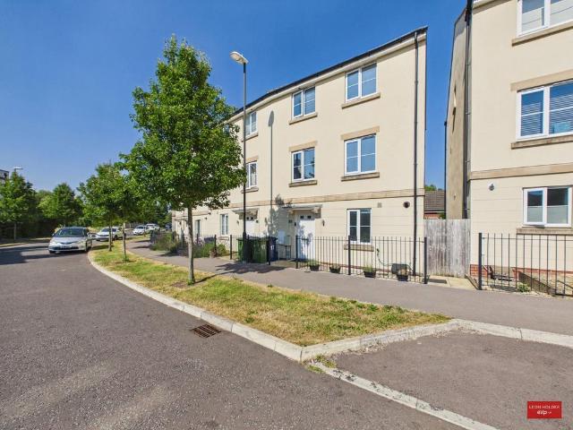 4 bedroom townhouse for sale