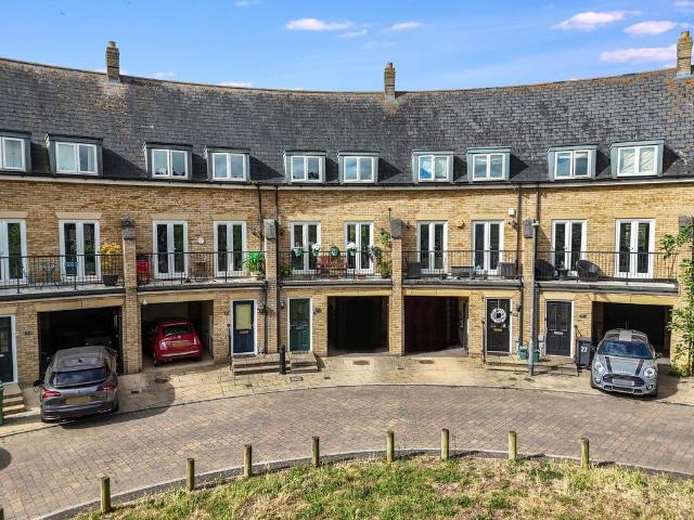 4 bedroom townhouse for sale
