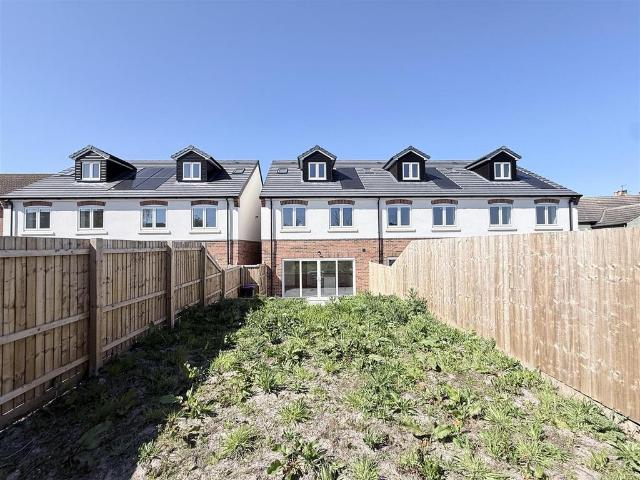 4 bedroom townhouse for sale