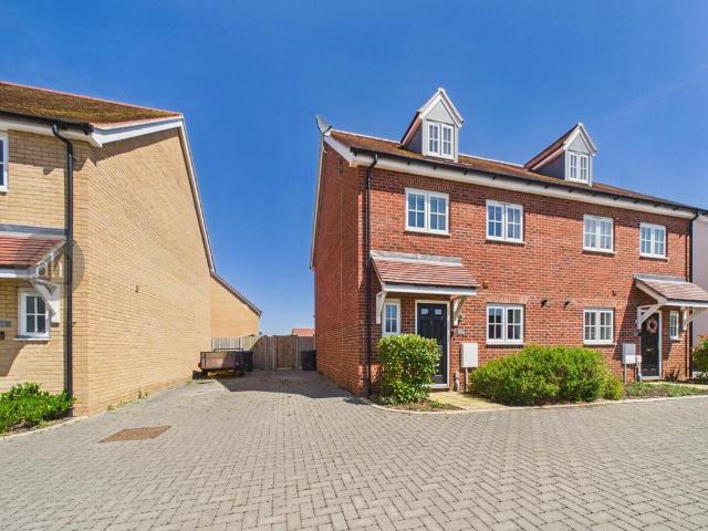 4 bedroom townhouse for sale