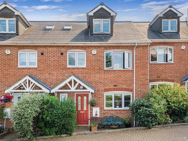 4 bedroom townhouse for sale