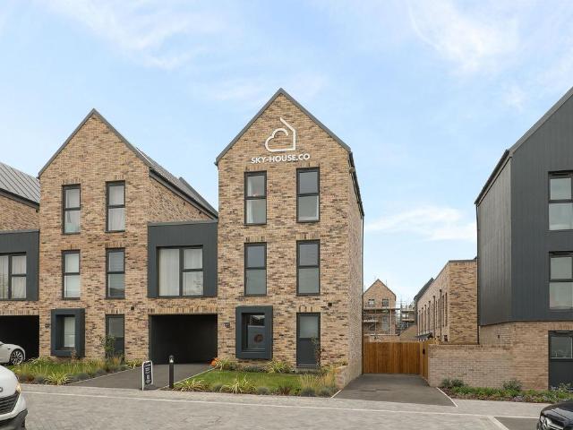4 bedroom townhouse for sale