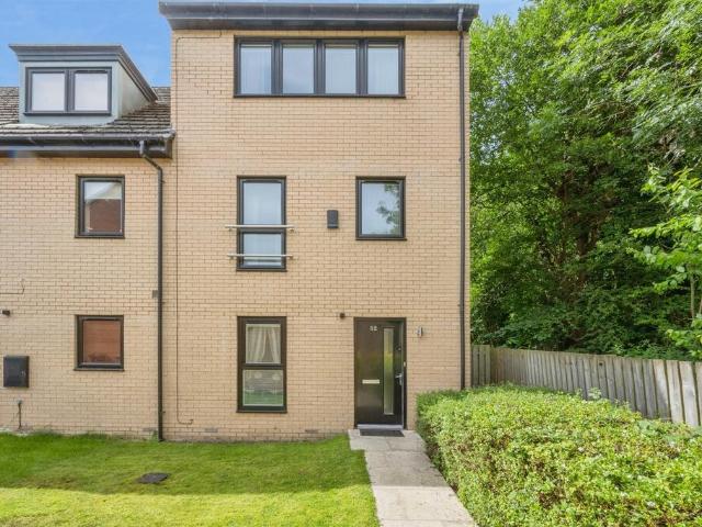 4 bedroom townhouse for sale