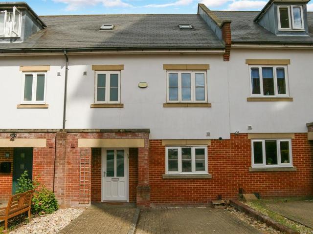 4 bedroom townhouse for sale