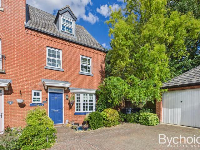 4 bedroom townhouse for sale
