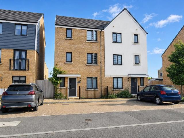 4 bedroom townhouse for sale