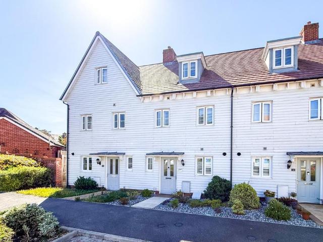 4 bedroom townhouse for sale