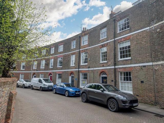 4 bedroom townhouse for sale