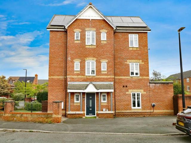 4 bedroom townhouse for sale