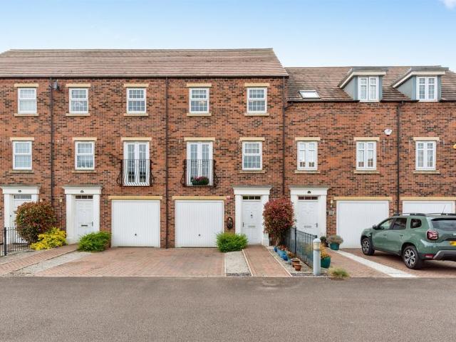4 bedroom townhouse for sale