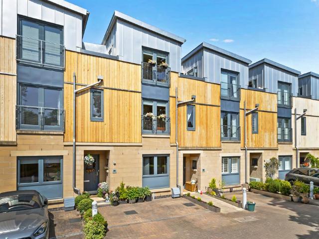 4 bedroom townhouse for sale
