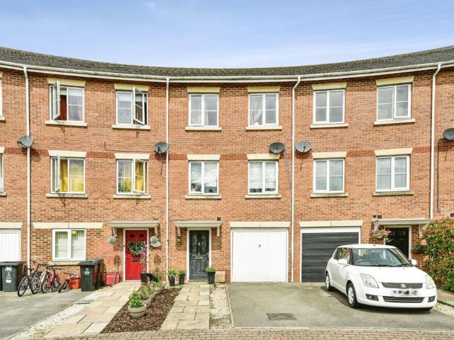 4 bedroom townhouse for sale