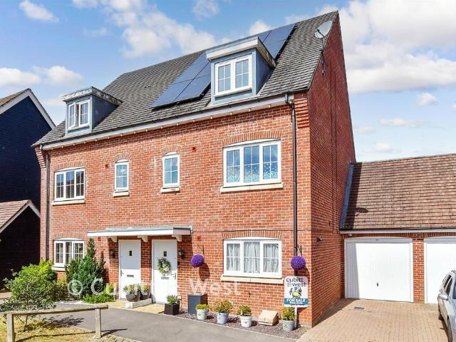 4 bedroom townhouse for sale