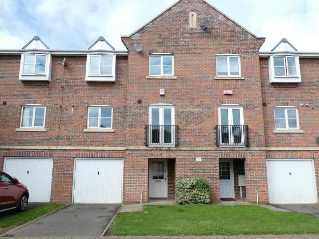4 bedroom townhouse for sale