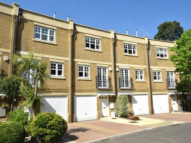 4 bedroom townhouse for sale