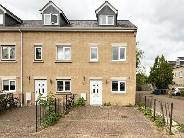 4 bedroom townhouse for sale